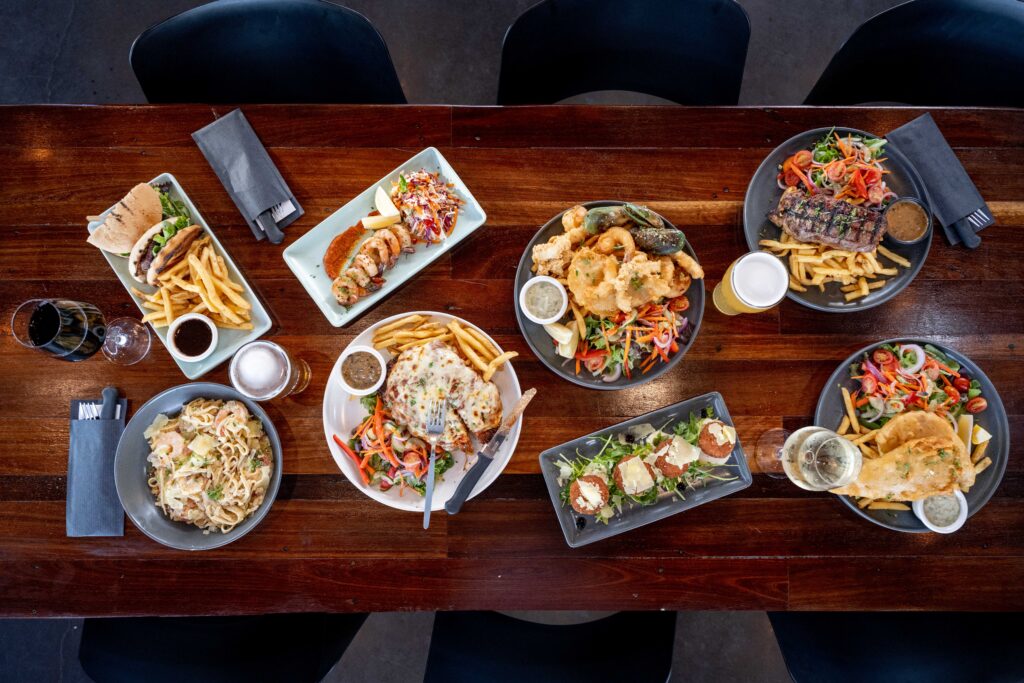 Weekly Meal Specials - The Seabreeze Hotel | Mackay